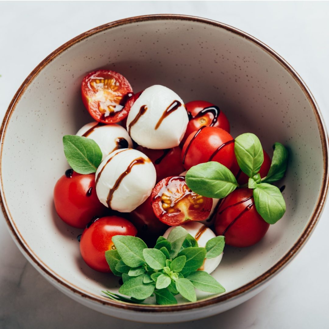 Easy Caprese Salad Recipe - Made With Cherry Tomatoes